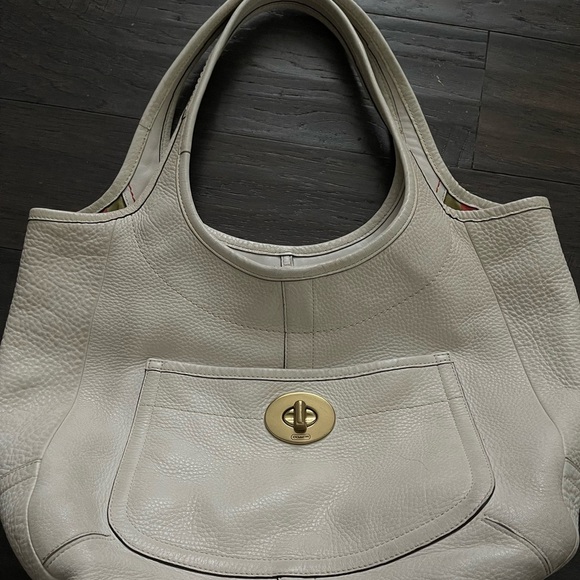 Coach | Bags | Coach Zoe Shoulder Bag Legacy Leather Turnlock Pocket ...